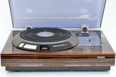 DENON DP 3000 WITH WOOD PLINTH