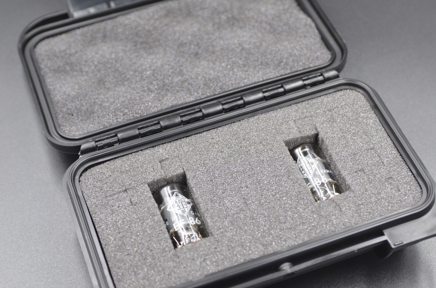 TELEFUNKEN EF86 GRAY PLATES
